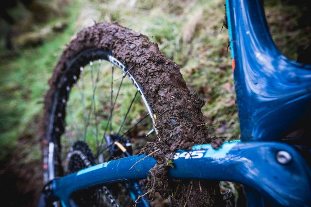 How to ride wet trails, our top tips | H+I Adventures